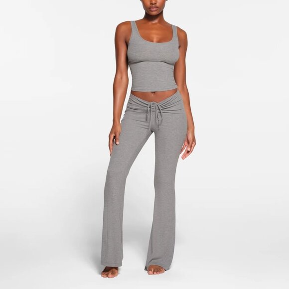 SKIMS | Pants & Jumpsuits | Skims Soft Lounge Ruched Pants Heather Gray ...